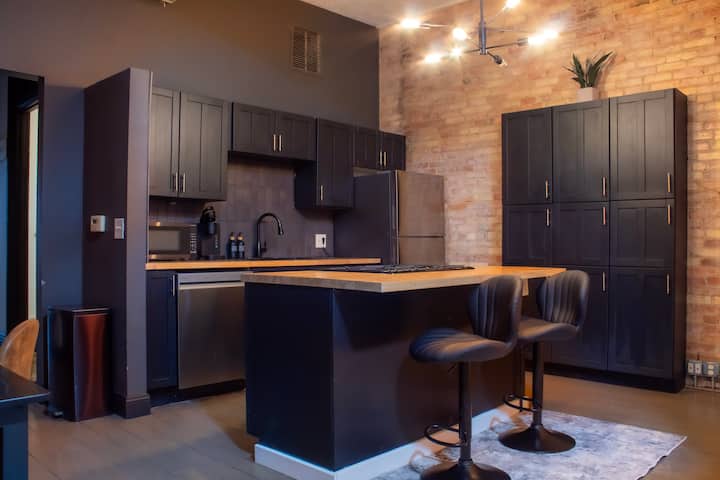 2br Loft With City Views, Walk To It All - Grand Rapids, MI