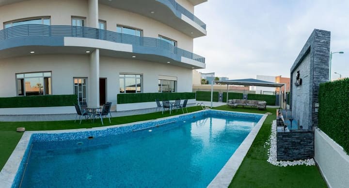 Chalet Entier 2 Chambres Avec Piscine - Kuwait
