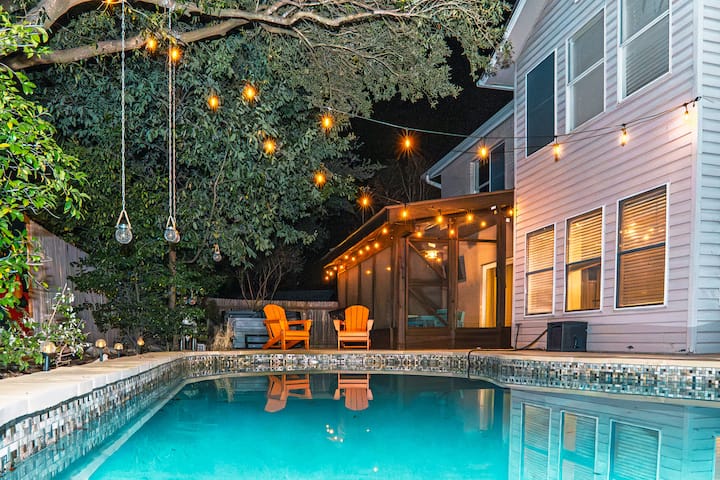 Firefly Oasis | Luxury Pool, Hot Tub, Near Austin - Cedar Park, TX