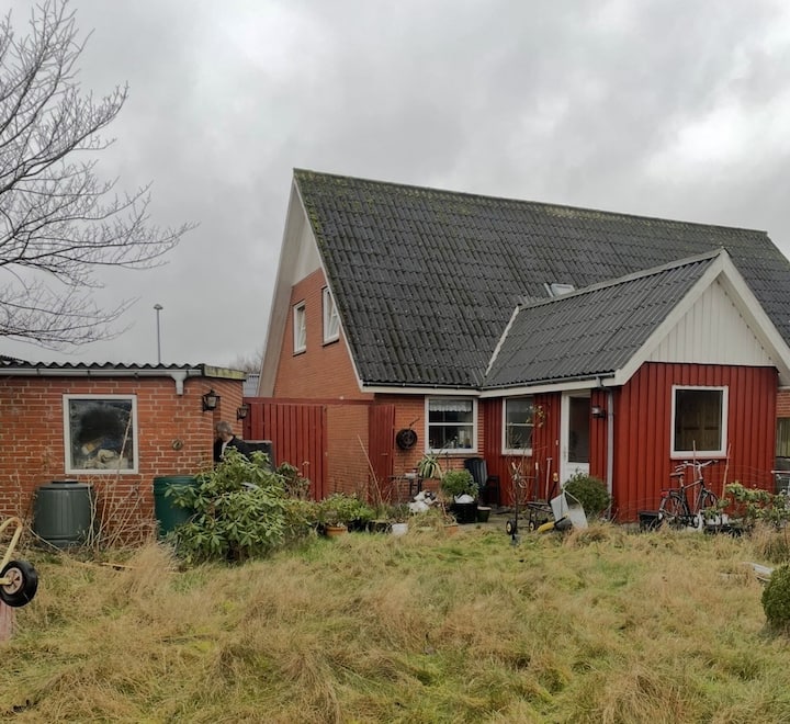 Hus I Roligt Kvarter På 110 M2 Nær Skov Og Strand - Hirtshals