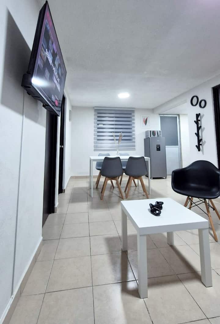 Depa En Metepec A Pasos De Tren Interurbano Toluca - Toluca