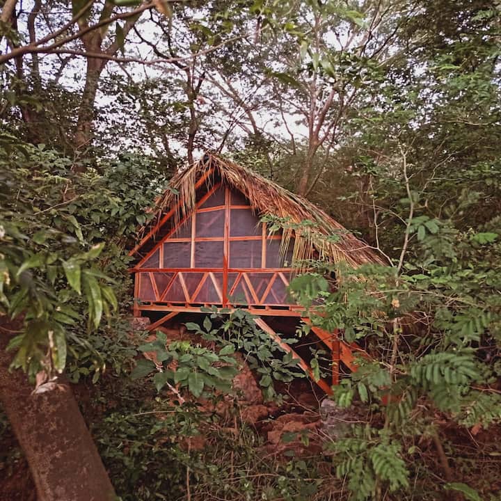 Natural Cabaña Over Creek - Nicaragua