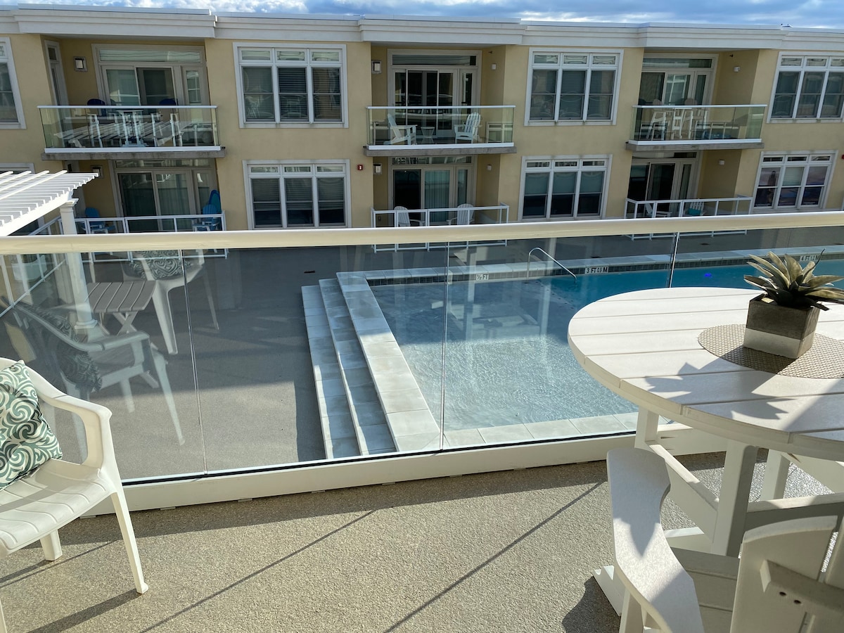 Luxury Bayfront Penthouse Condo - Apartments for Rent in Dewey Beach ...