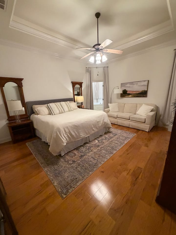 Charming Southern Home - Quiet And Convienent - Covington, LA