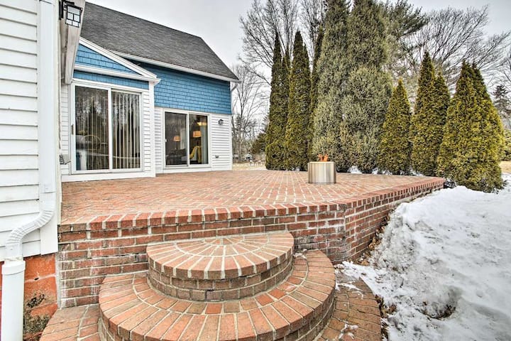 Relaxing Getaway Near Everything - Kennebunk, ME