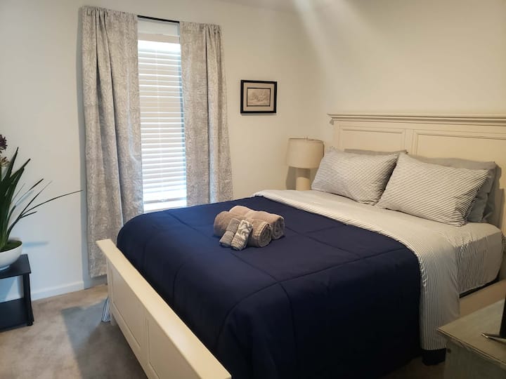 ~Private Room In A Pleasant Home Away From Home~ - Winter Haven