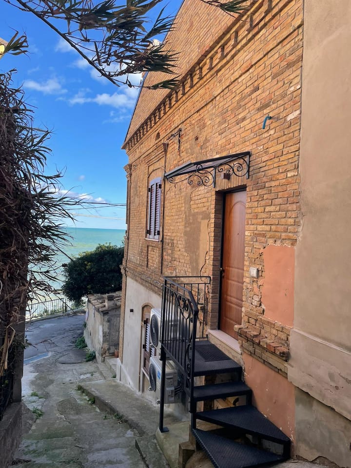 Antica Dimora Sul Mare - Appartamento "Le Rose" - San Vito Chietino