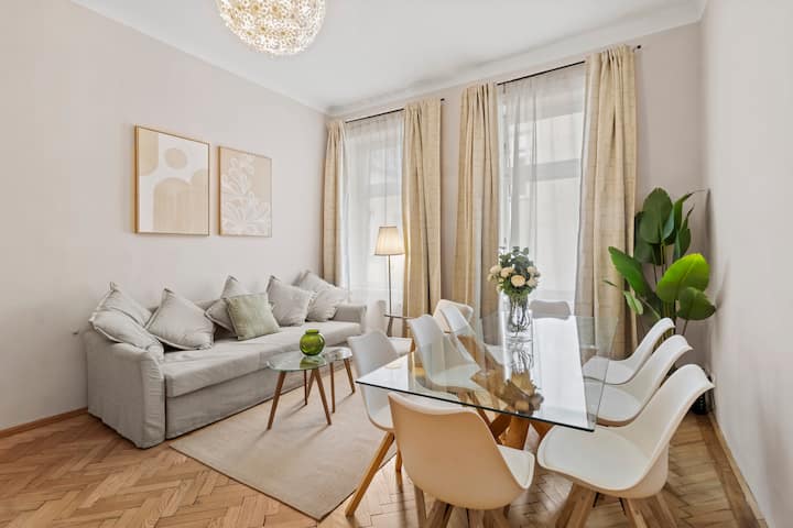 Spacious Stay I Near Augarten I U4 Access - Vienna