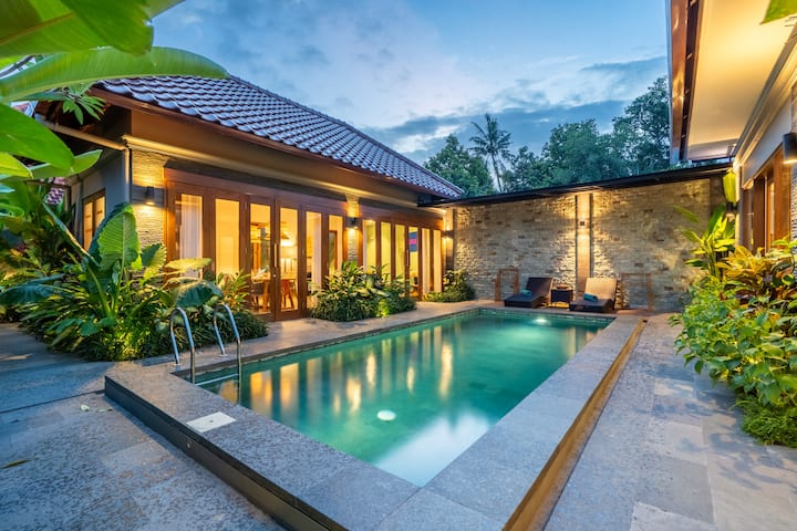 Central Ubud - Padel & Piscine Privée - 2 Chambres - Australia