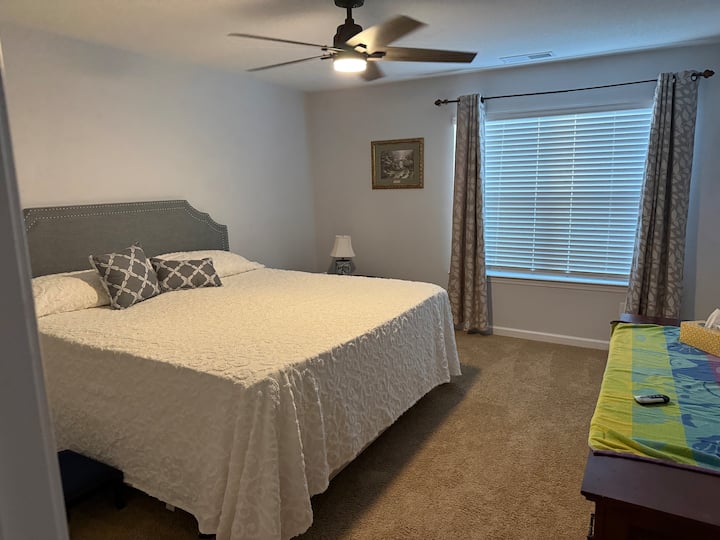 Fully Furnished - Oak Ridge, TN