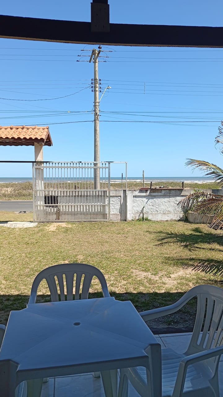Edícula Simples De Frente Pro Mar - Ilha Comprida