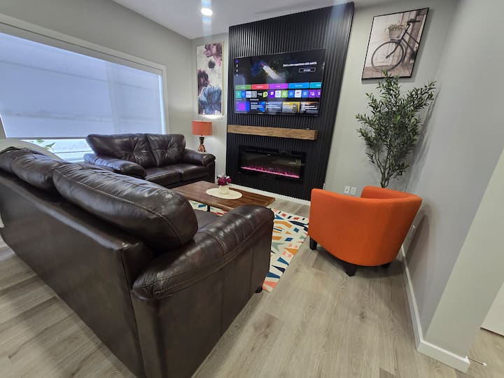 Peaceful 3-br Stay Near Yeg | Perfect For Families - Leduc