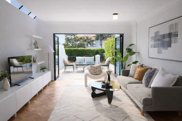 Luxury Mosman Townhouse | Near Balmoral - Manly