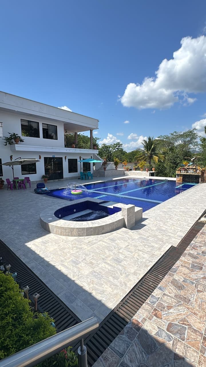 Finca En Melgar, Jacuzzi, Piscina, Etc. - Carmen de Apicalá