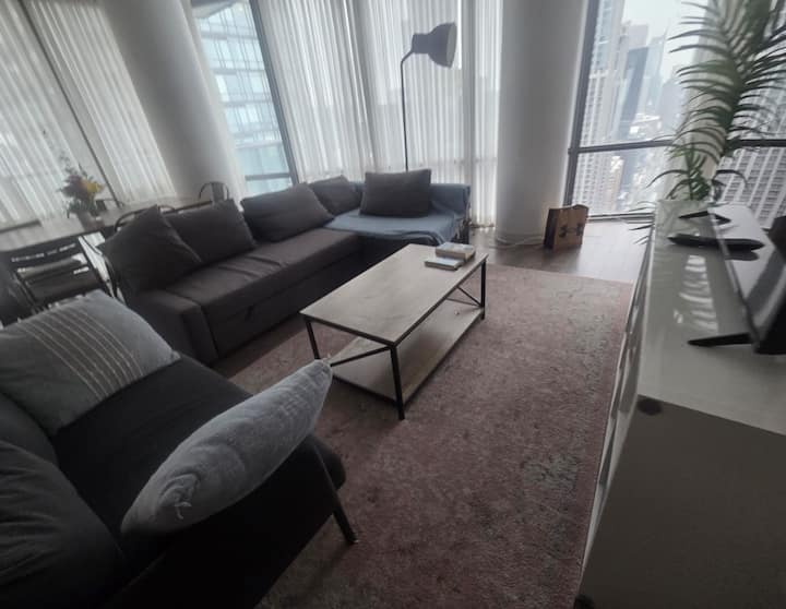 Sofa Bed Apartment For 6 Friends - St. Catharines