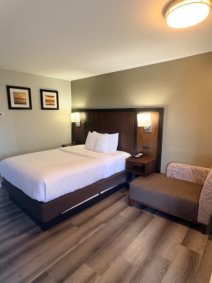 Antioch Inn & Suites - Antioch, CA