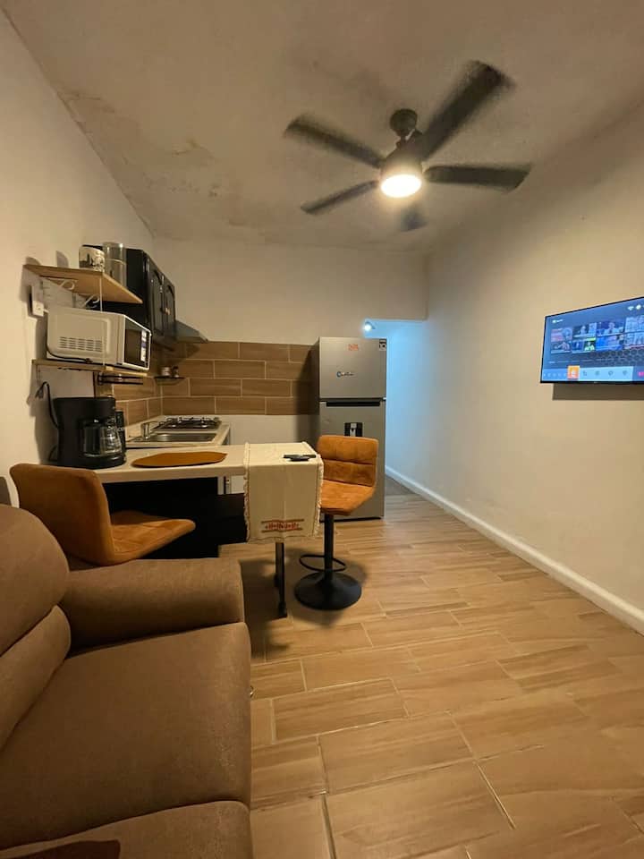 Depa Completo Y Privado Ideal Arena Y Cintermex - Monterrey