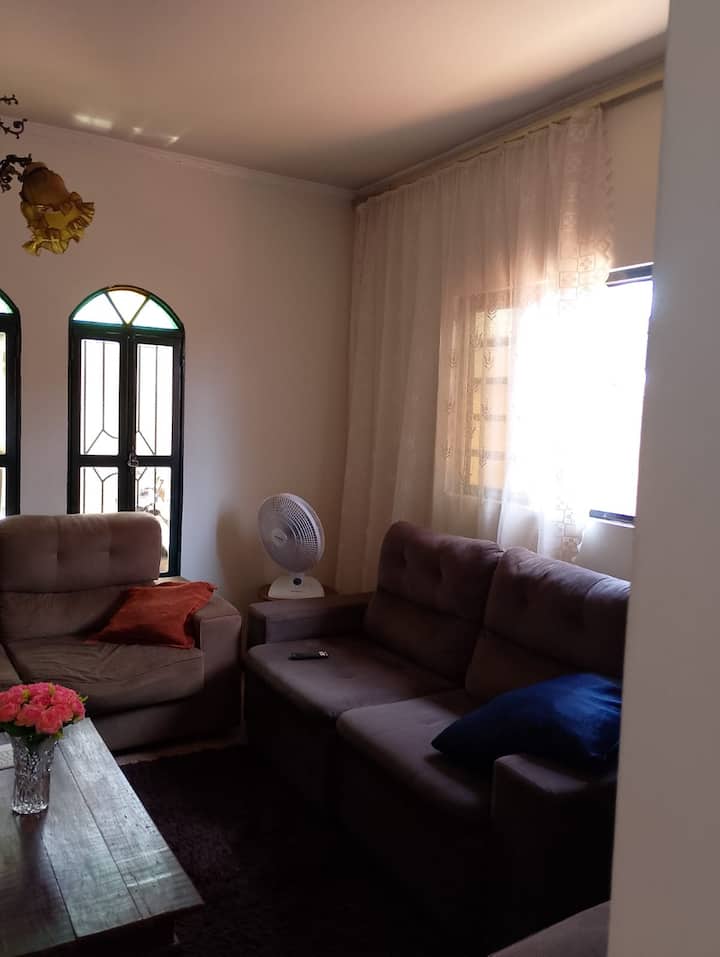 Casa Ar Condicionado 02 Quartos E Sala - Barretos