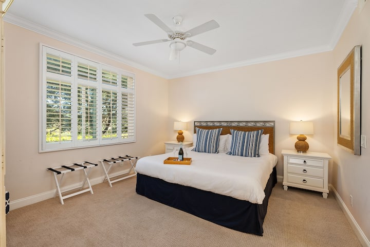 Luxury Coastal Condo By Beach, Pool, Quiet Retreat - Laguna Beach, CA