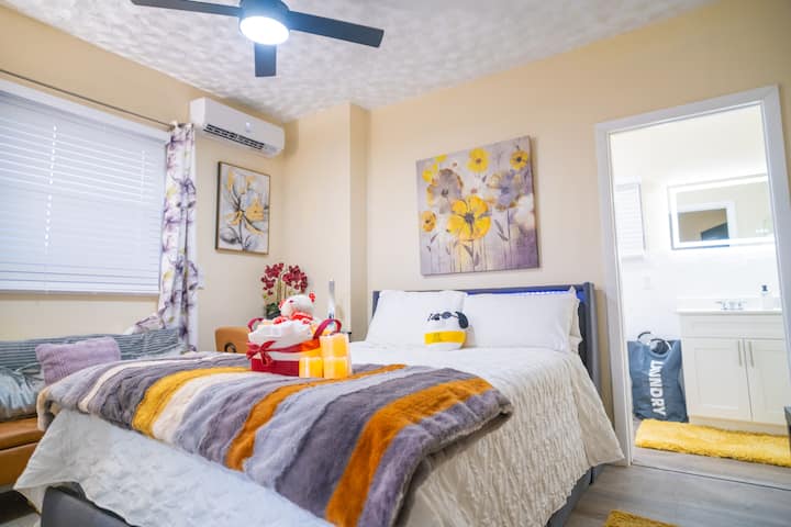 Bay Nest Hideaway | Private Lux 1br Near It All - Cutler Bay