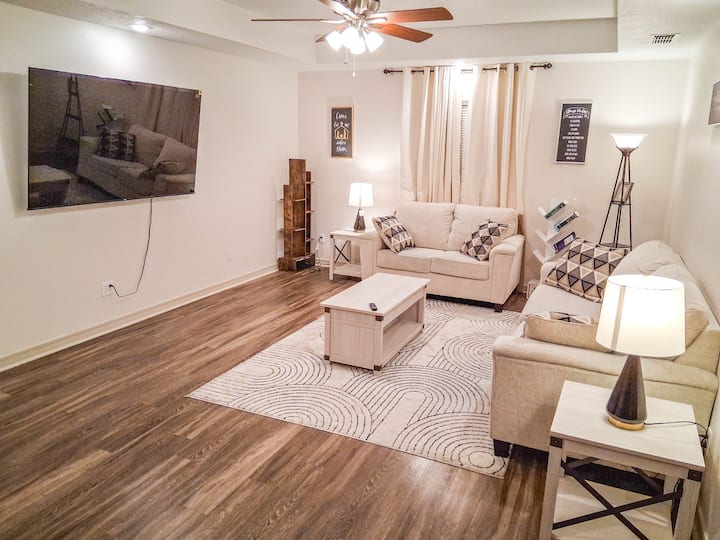 Comfortable 3br In Portales Near Enmu - Oasis State Park, Portales