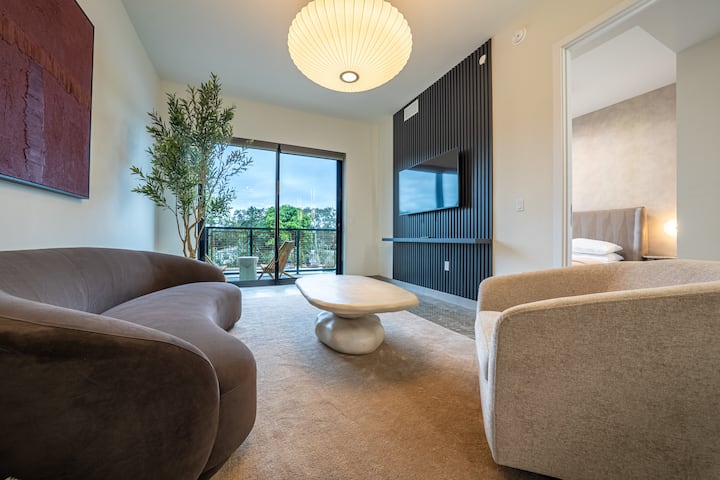 New Luxe 2br | 5 Mins @ Fll I Pool, Gym, Ev, Fifa - Dania Beach, FL