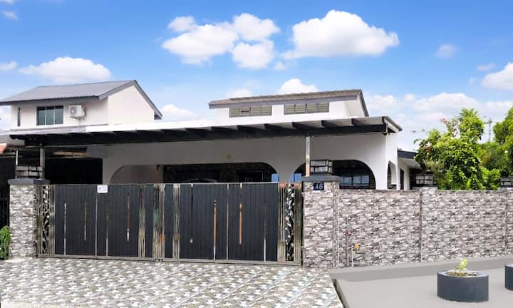 Jaya Homestay Kt -End Lot- - Kota Tinggi