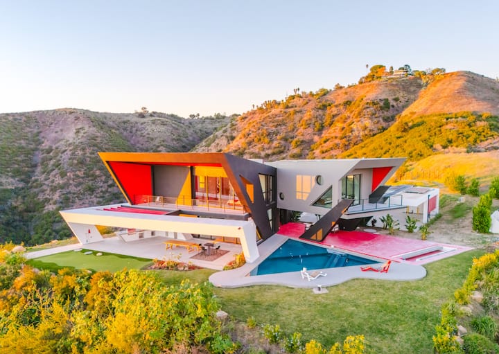 Malibu Mountain Ridge Retreat- Soaring Ocean Views - Malibu