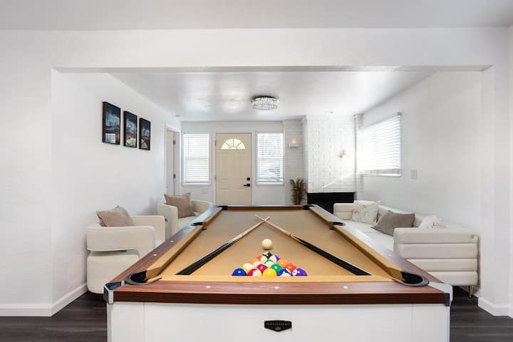 Madeira Beach 10 Mins W/ Pool Table + Fire Pit - St. Petersburg, FL