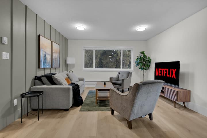 Skytrain To Vancouver | Free Parking | Central - New Westminster