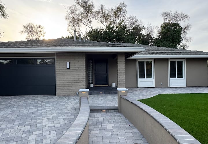 Luxury Single-story Oasis - Private & New Remodel - Laguna Niguel, CA
