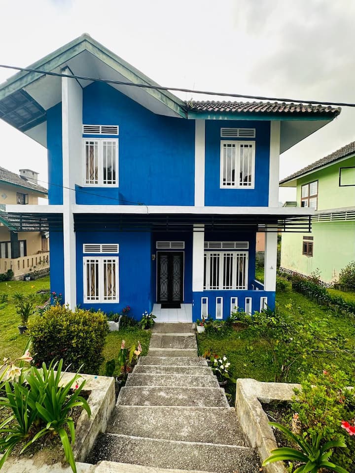 Villa Biru Gundaling Brastagi - North Sumatra