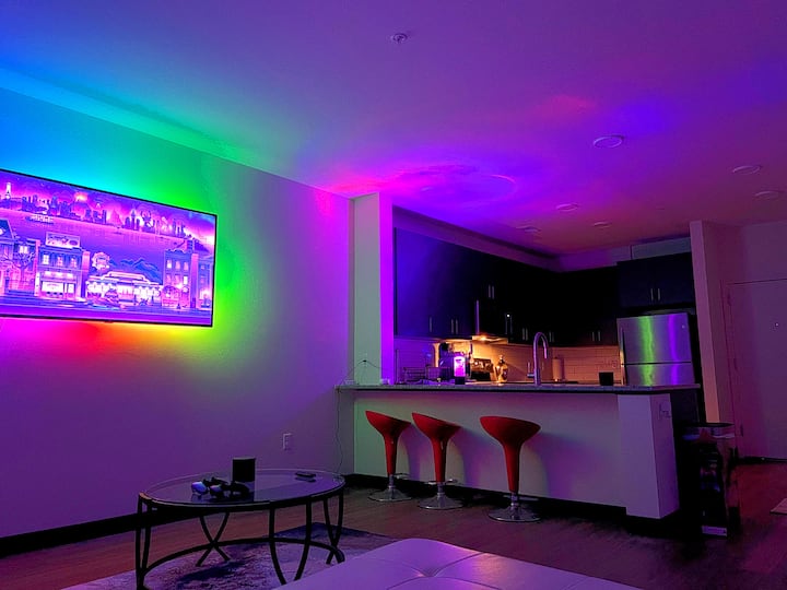 New | Downtown Luxe Loft | Ballpark • Gym • Lounge - St. Louis, MO