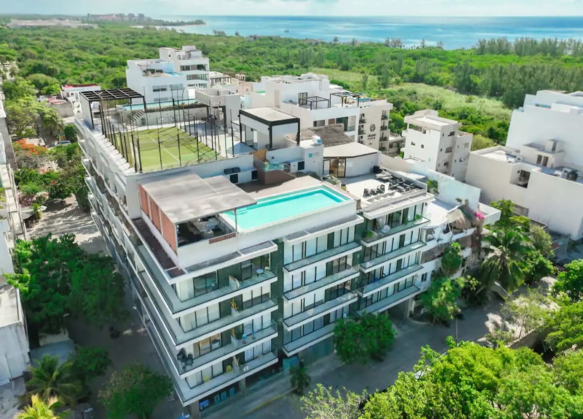 Macondo 5th av. Brisa: Cancha de Padel y Piscina - Departamentos en ...