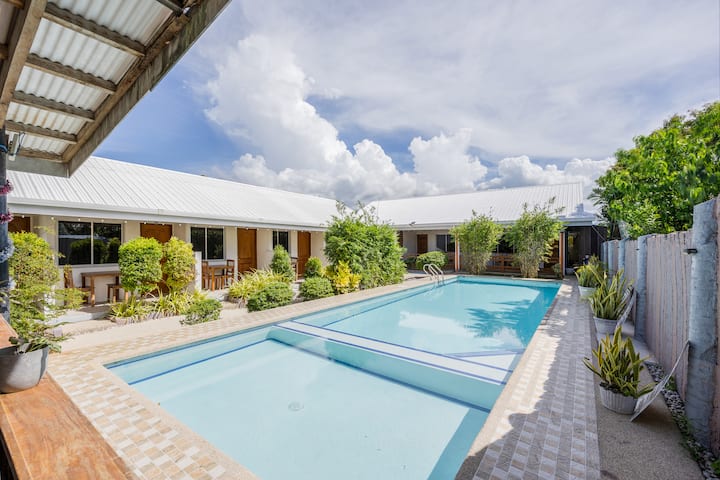 Standard Twin Room For 2 —Budget Stay In Moalboal - Moalboal