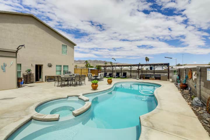 Ultimate Fun House: Private Pool & Arcade! - 로플린