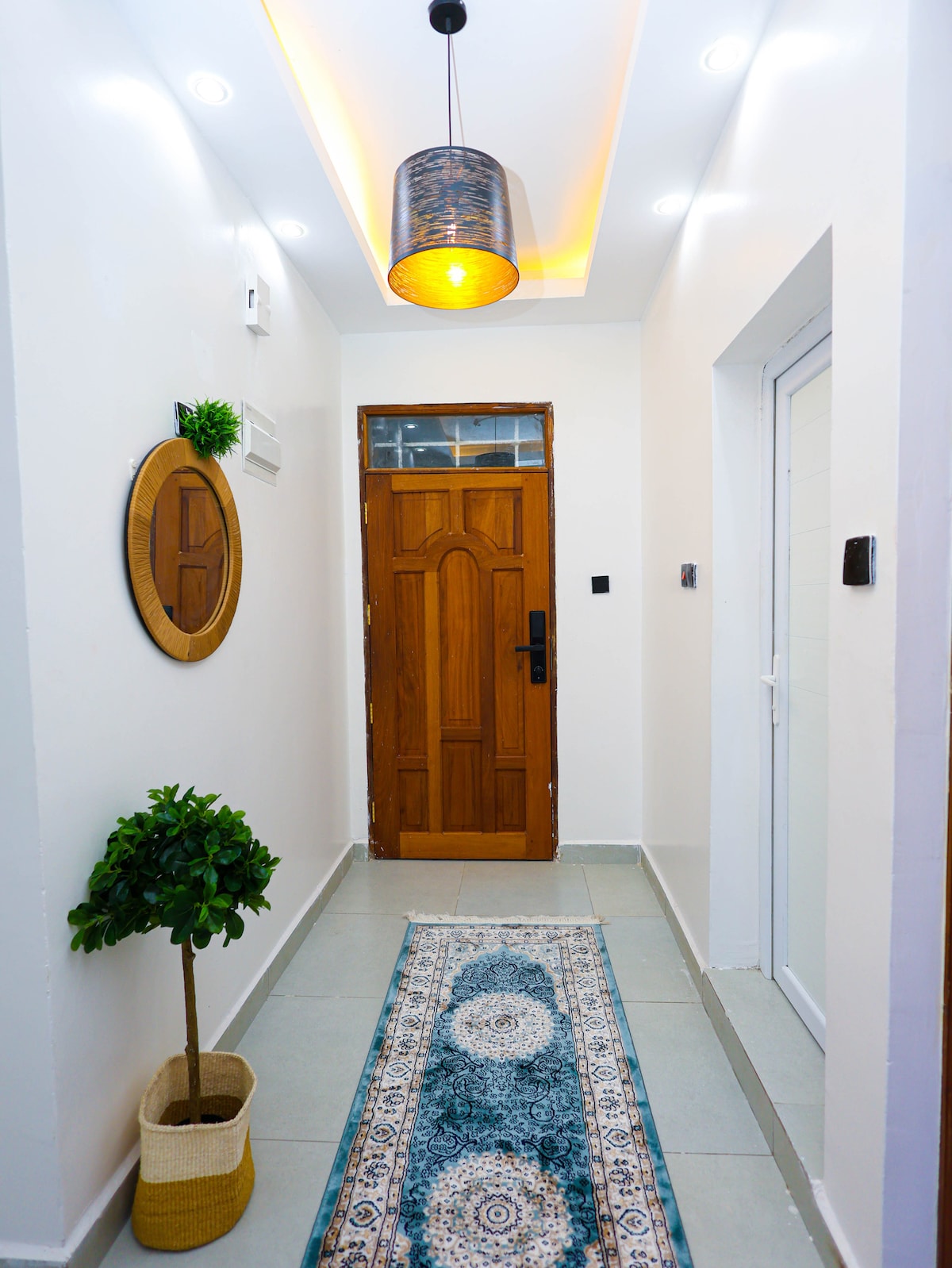 Modern 1BR Nyali Haven - Pool & AC - 5m to Beach - Flats for Rent in ...