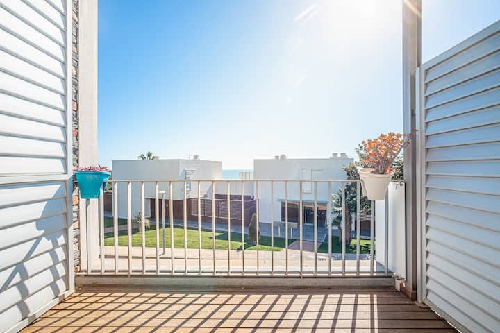 Dúplex De 3 Hab. Con Piscina - Vilanova i la Geltrú