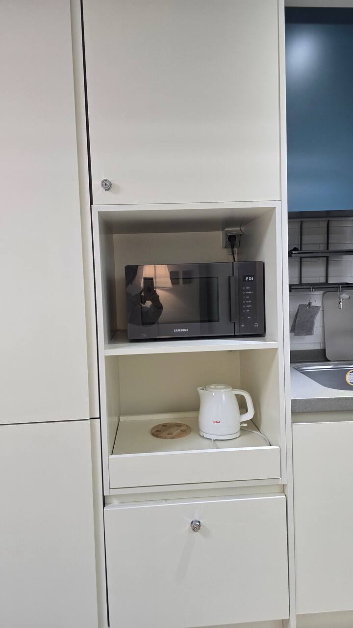 #댕댕이와 여행 #속초해수욕장
#30초해변
솔밭산책
#전기차충전소완비
 #2인기본 최대4인 - Sokcho-si