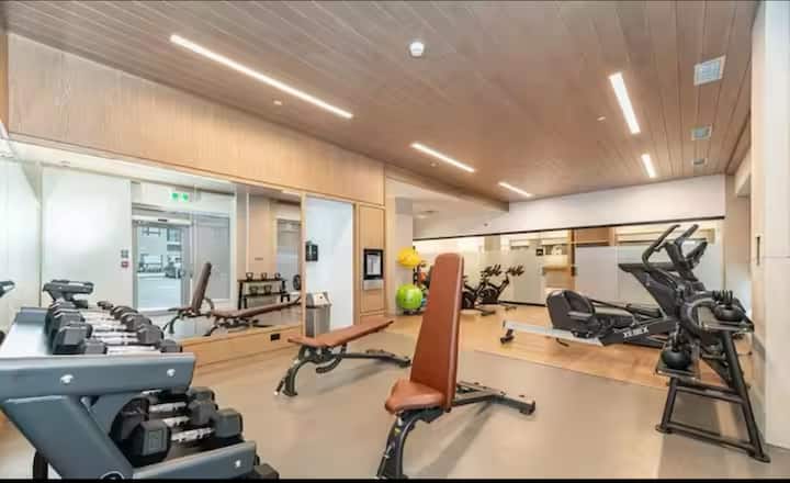 Luxury Condo• Gym • Balcony• Yoga 1br+d - Oakville