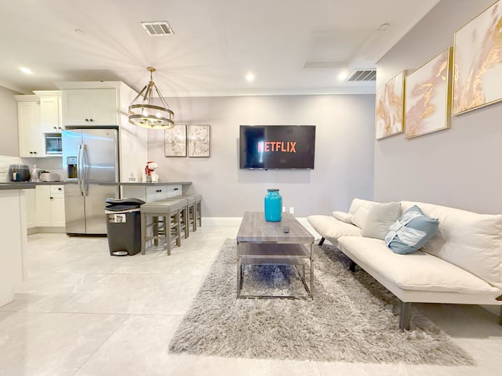 3br/2ba Disneyland & Beaches | Sleeps 6 |Parking - Buena Park, CA