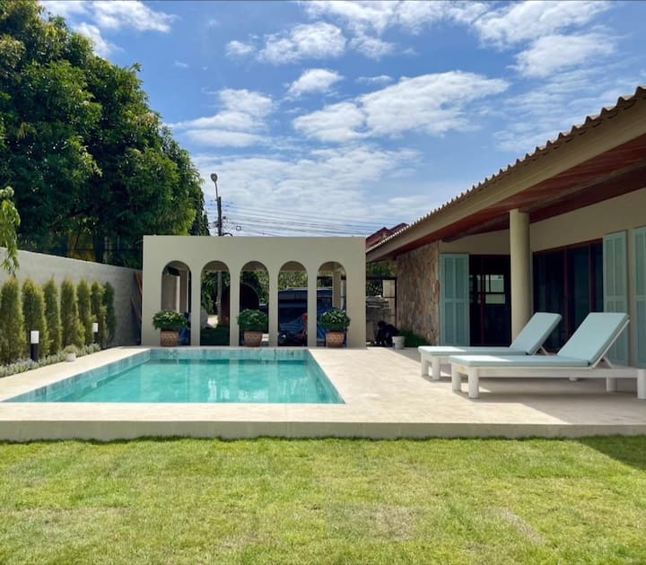Tropical Garden Stylish Resort-style Pool Villa - Province de Phuket
