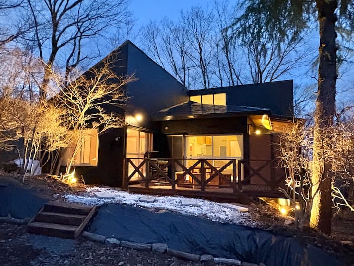 Modern Japanese-style Villa With An Open-air Bath - 