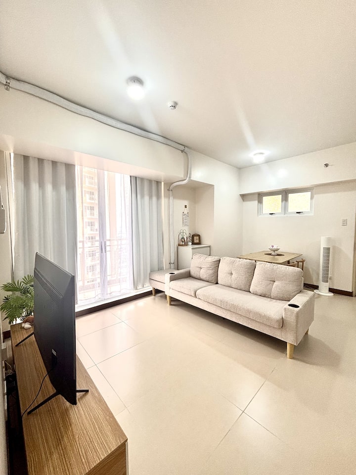 Spacious 3br W/ 2 Balcony, Resort Vibes Near Bgc - Pasig