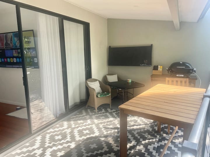 Robina Luxury, Pet-friendly, Bbq Retreat, Sleeps 5 - Gold Coast