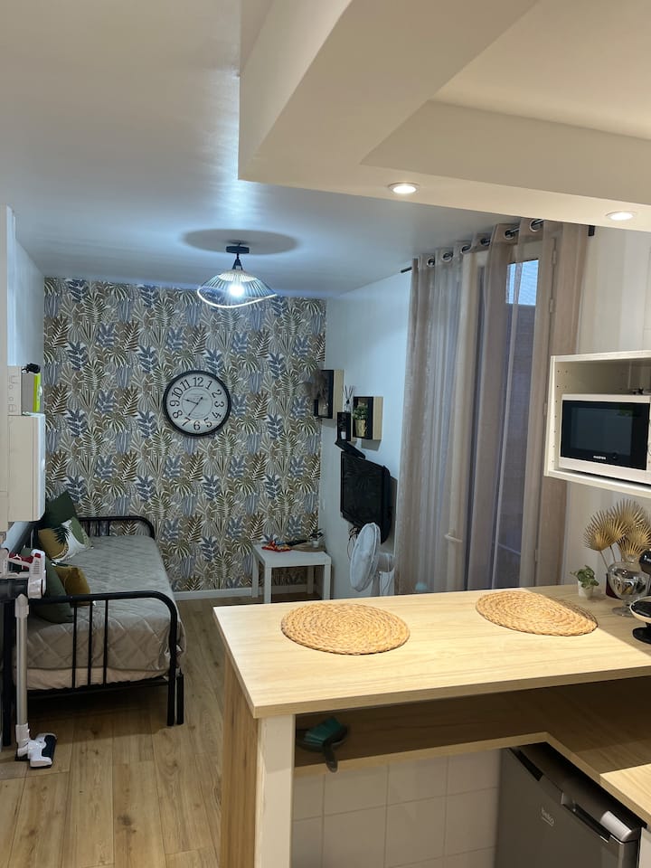 Charmant F2 Cosy Proche De Paris - Aubervilliers