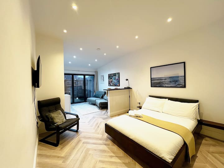 Studio Short Walk From Harrow On The Hill Station - Ruislip
