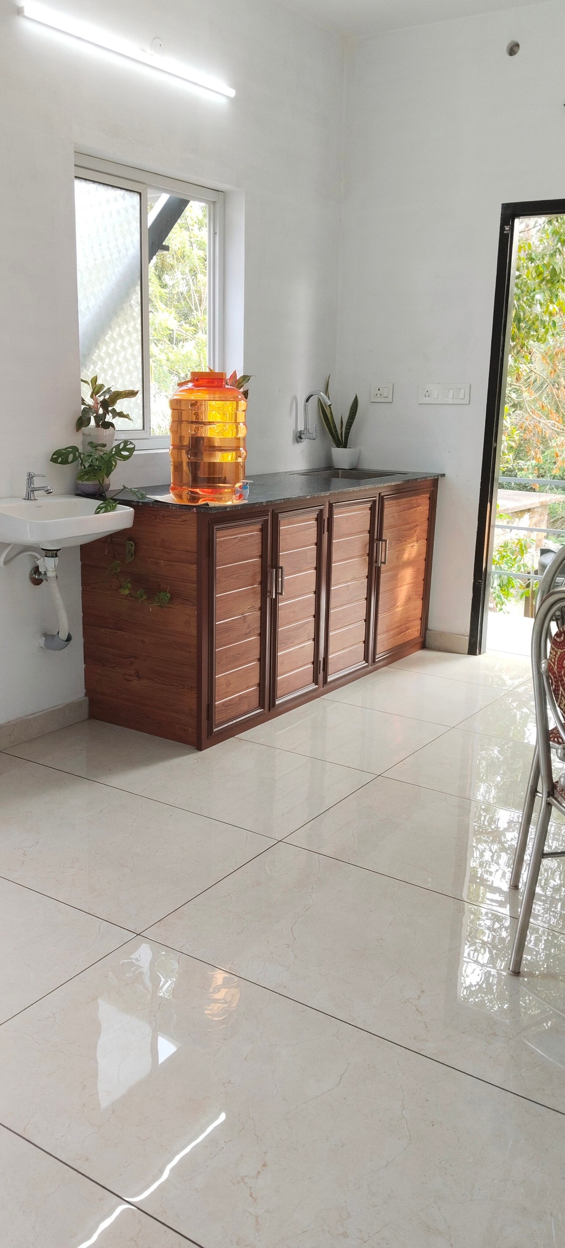 Alojamiento económico de Lishoy 's Haven cerca de la playa+desayuno R1 ...