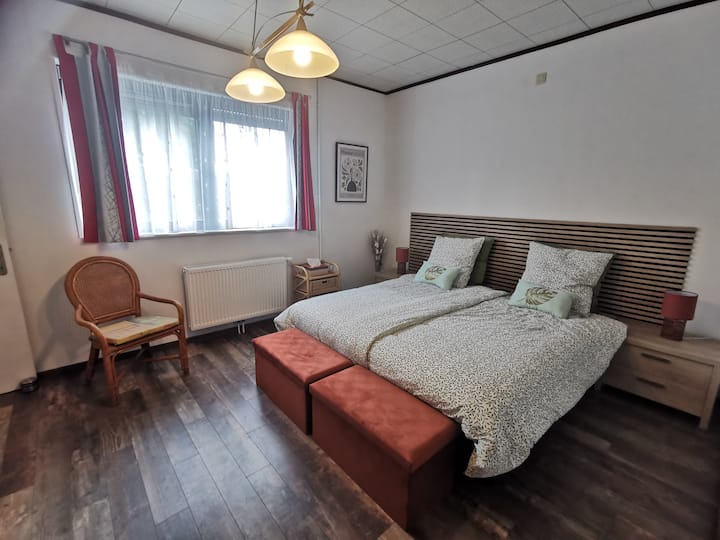 Pretty Lodge: Logement Plain-pied à La Campagne - Mouscron