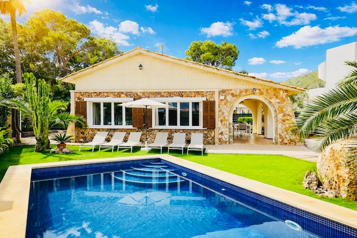 Villa Arrada – Beach & Mountain, Alcúdia - Alcúdia